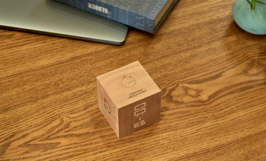 Cube Plus Clock Natural Cherry - All for Men